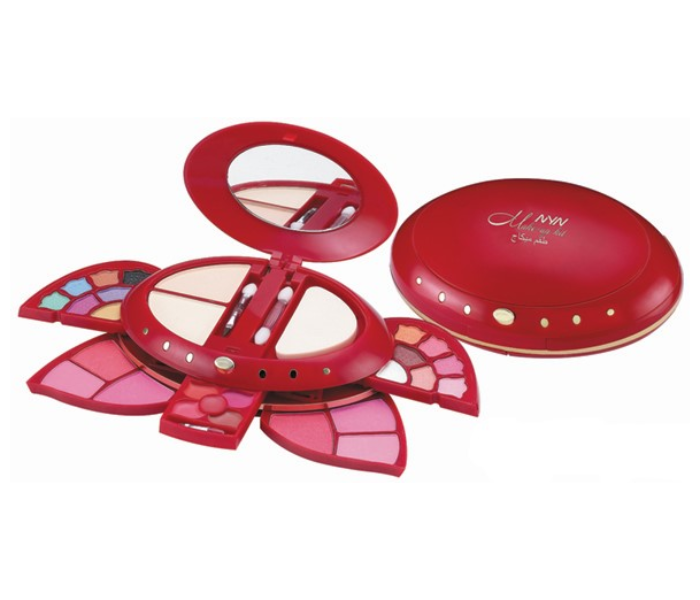 Saudi Makeup Kit | Saubhaya Makeup